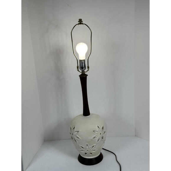 Other | Vtg Mid Century Modern Lamp Incised Flower Ceramic Wood Lamp ...